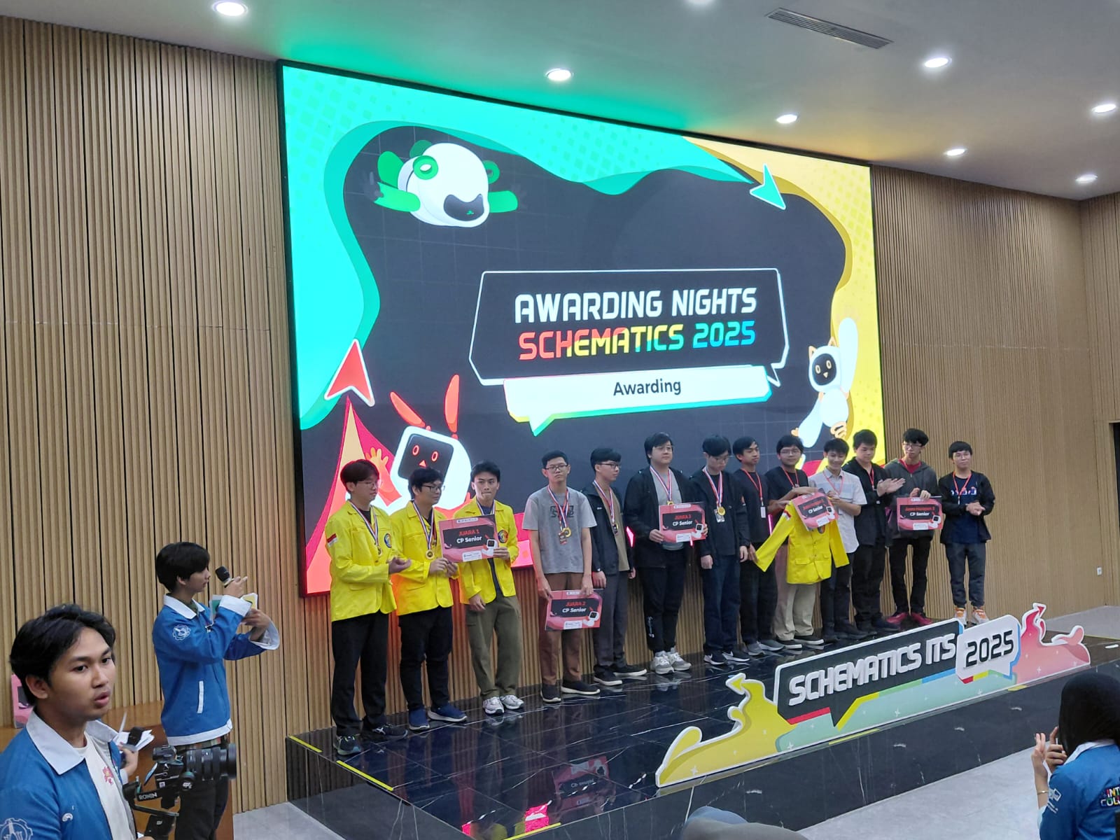Tim Jollybee Mahasiswa BINUS UNIVERSITY Raih Prestasi di Schematics NPC ...